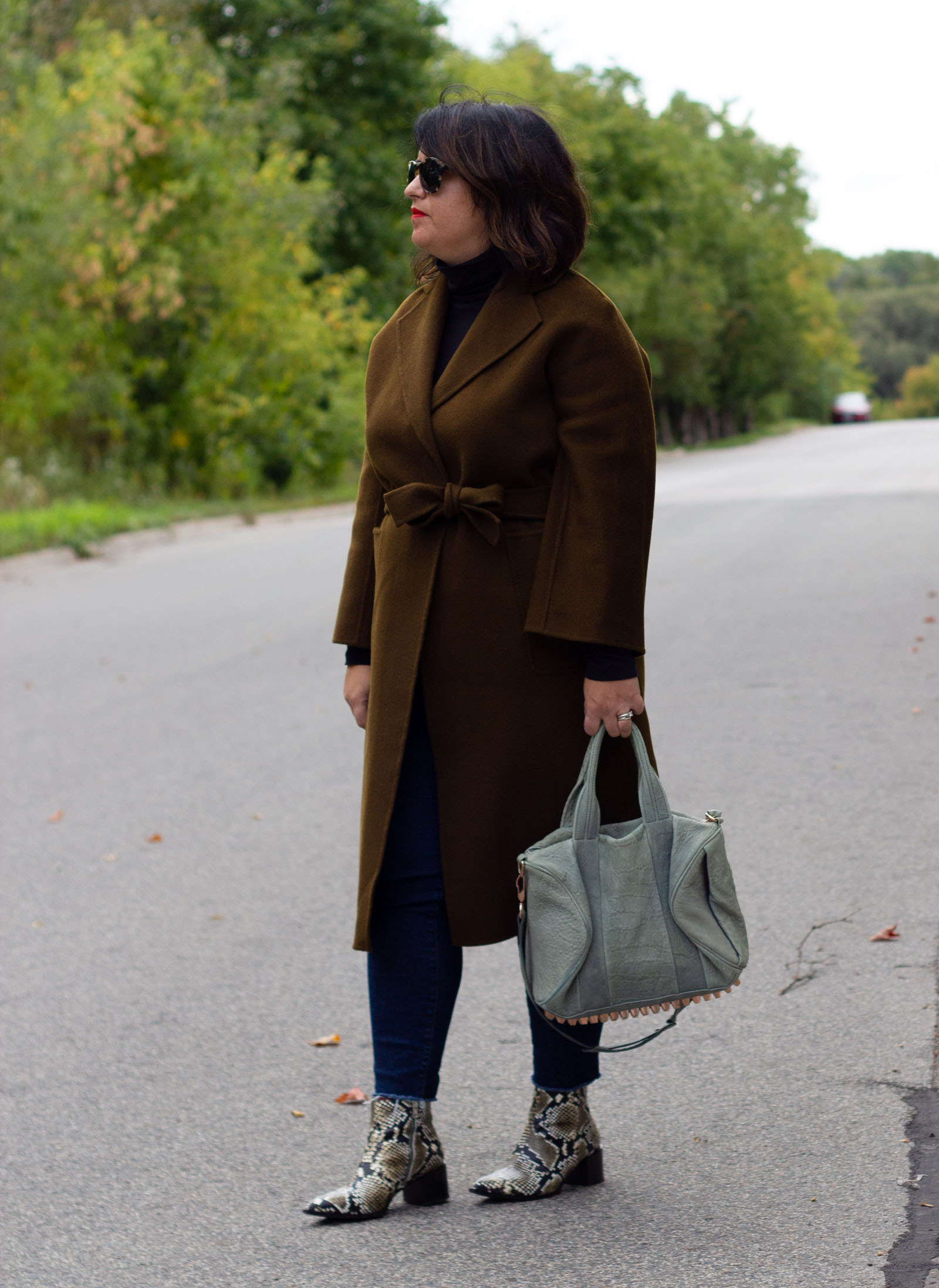 The Curated Classic Coat Review ⋆ chic everywhere