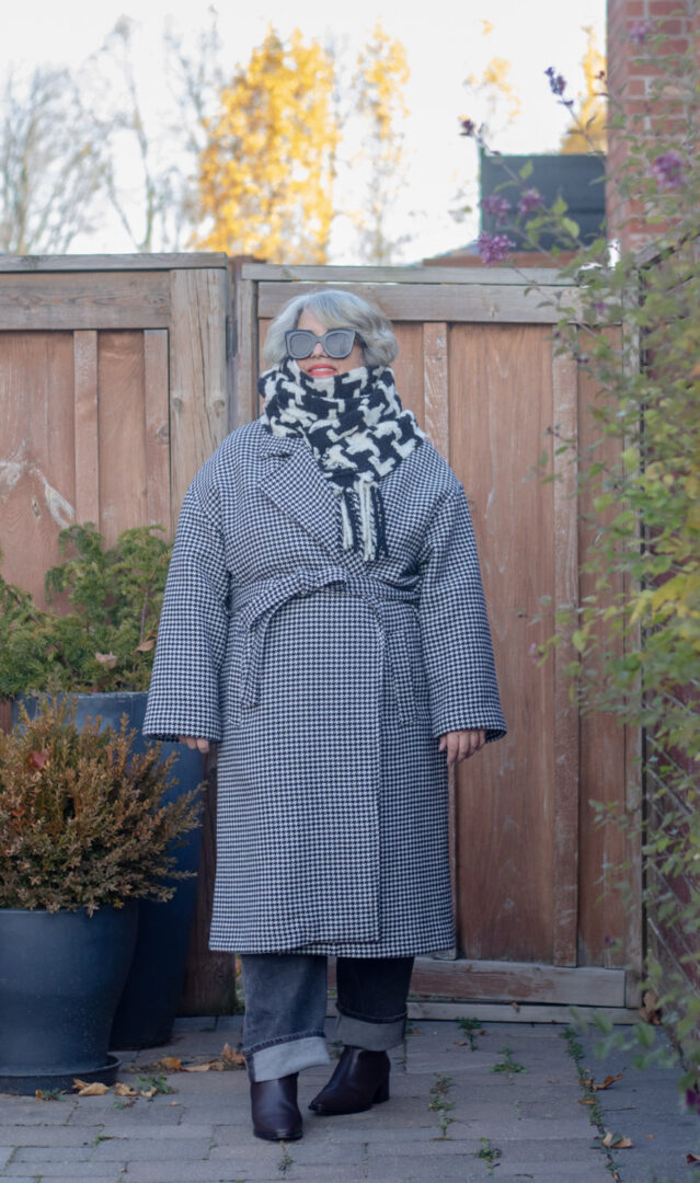 How to style a Houndstooth coat ⋆ chic everywhere